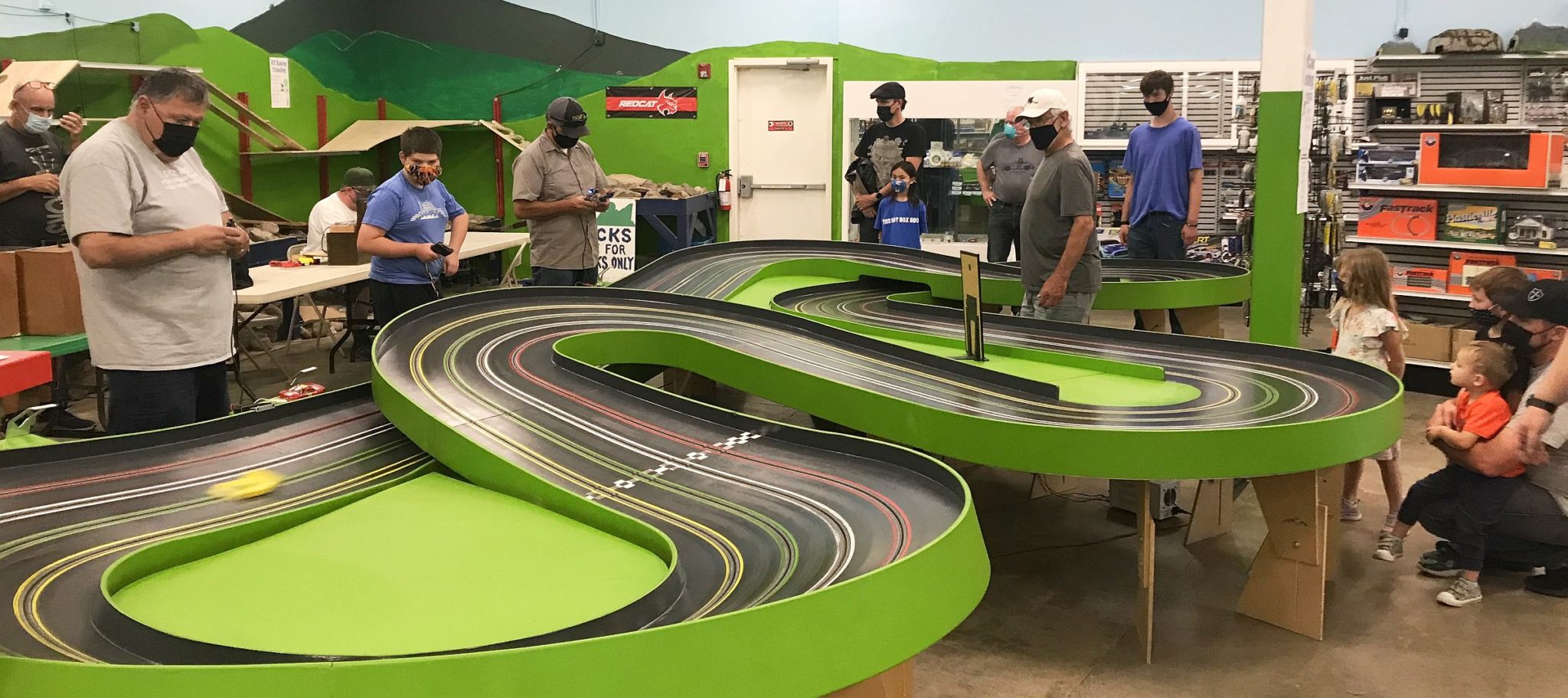 Top 5 Slot Car Racing Sets for Adults in 2025 - The Toyz