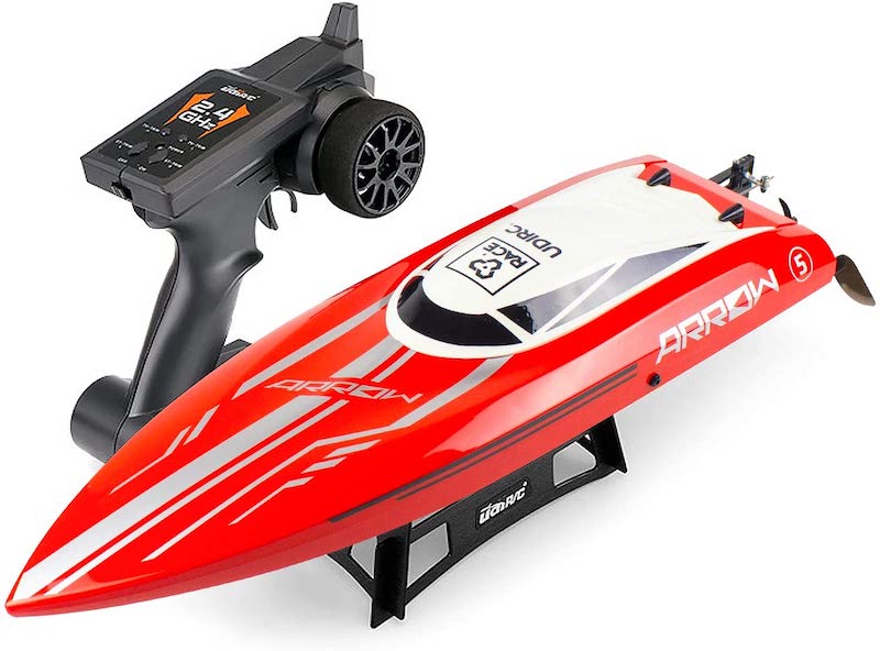 12 Affordable RC Boats for Beginners