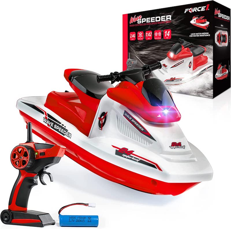12 Affordable RC Boats for Beginners